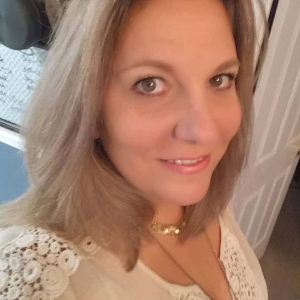 Thalia- Virginia Beach - in8 Chiropractic